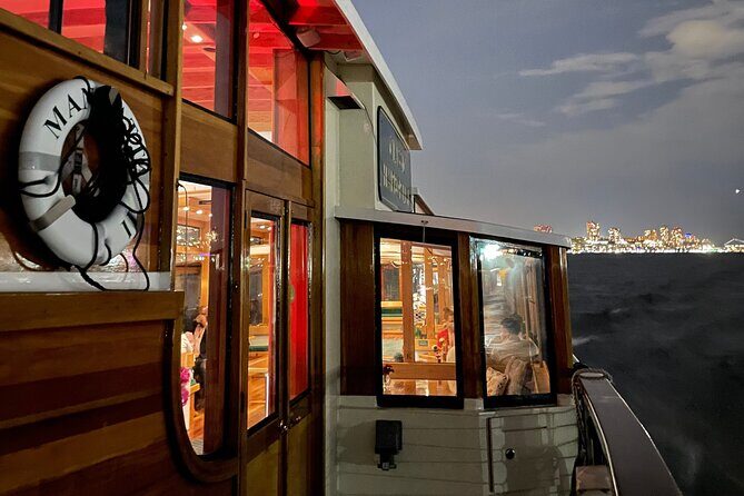 New York City Bright Lights Skyline Cruise on Yacht - Who Will Love This Cruise?