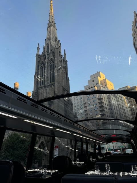 New York City: Bustronome Gourmet Dinner Tour - The Experience: Setting, Service, and Atmosphere