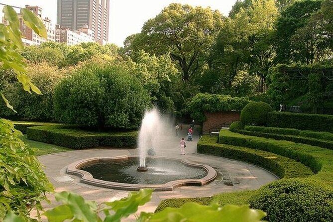 New York City Central Park Walking Tour with a Guide - Key Points