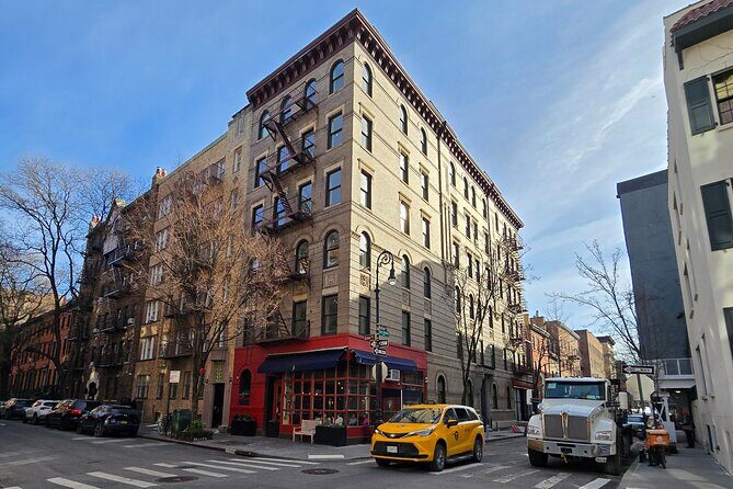 New York City Downtown Manhattan Private Walking Tour - A Deep Dive into the Experience