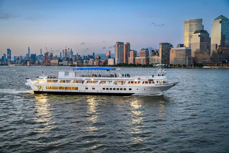 New York City: Fall Foliage Oktoberfest Cruise - A Walkthrough of the Experience