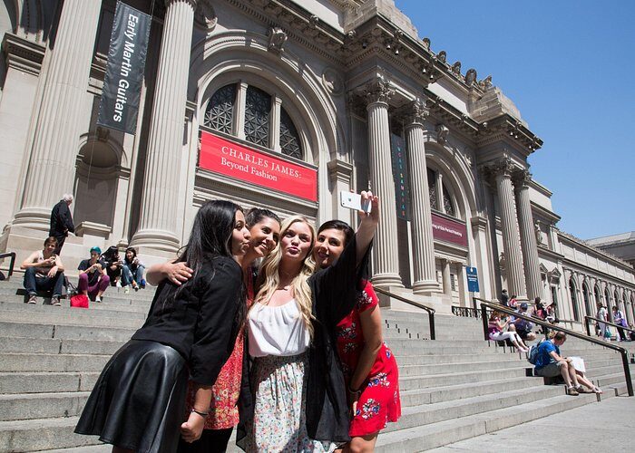 New York City Gossip Girl TV Show Sites Bus Tour - Reviewing the Experience: What Past Guests Say
