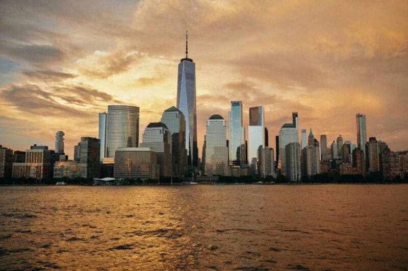 New York City: Gourmet Dinner Cruise with Live Music - Introduction