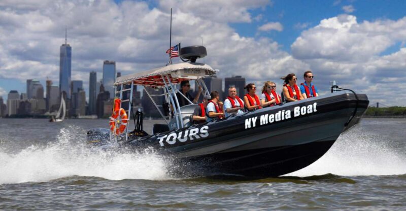 New York City: Harbor Speedboat Tour - What makes this tour stand out?