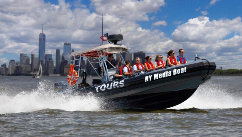 New York City: Harbor Speedboat Tour - Comfort and safety considerations