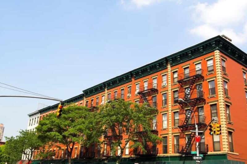 New York City: Hells Kitchen Ghost Tour - A Lantern-Lit Journey Through Hells Kitchen