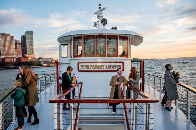 New York City Holiday Sunset Sightseeing Cruise - Key Points