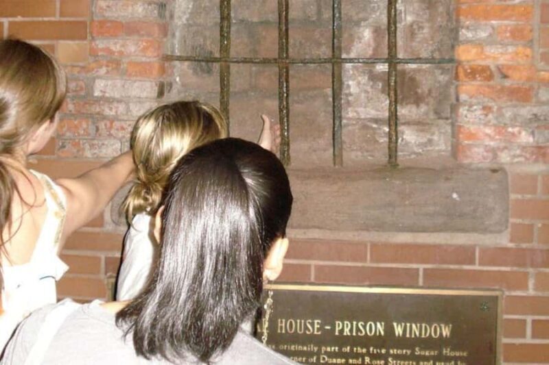 New York City: Lower Manhattan Ghost Tour - Practical Tips for Participants