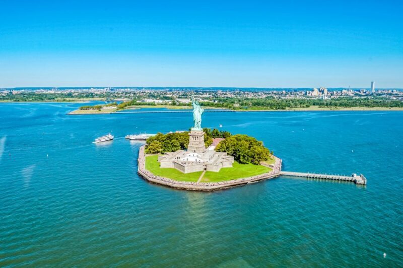 New York City: Manhattan Helicopter Tour - Pricing and Value: Is It Worth It?