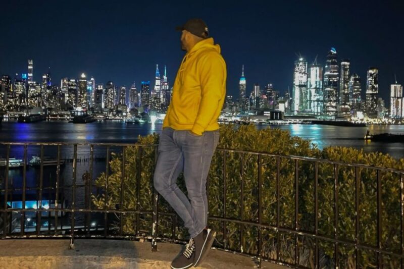 New York City: Night Skyline Bus Tour with Pizza Slice - FAQ