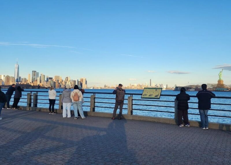 New York City Night Views - A panoramic hop-on-hop-off tour - Practical Tips for Travelers