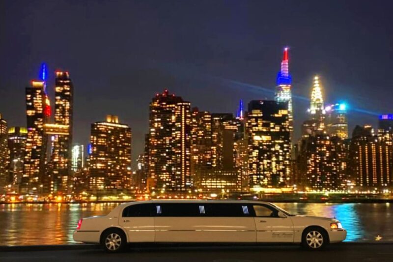 New York City: Private Manhattan Limousine Tour - The In-Depth Experience of the Manhattan Limousine Tour