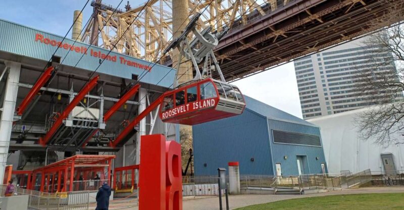 New York City: Roosevelt Island Walking Tour with Tram Ride - Exploring Roosevelt Island: A Walk Through History and Modernity