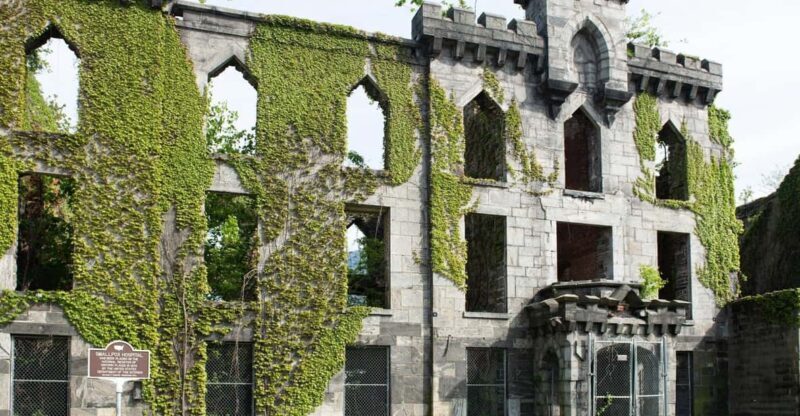 New York City: Smallpox Hospital Photo Tour - In-Depth Look at the Tour Itinerary