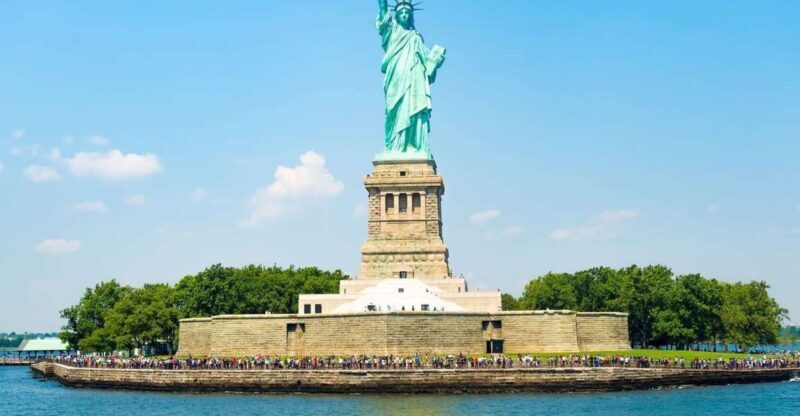New York City: Statue of Liberty & Ellis Island Guided Tour - A Closer Look at What You Can Expect