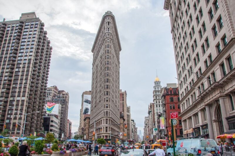 New York City: Via private SUV/VAN Highlights Tour. 13 max - Who Will Love This Tour?