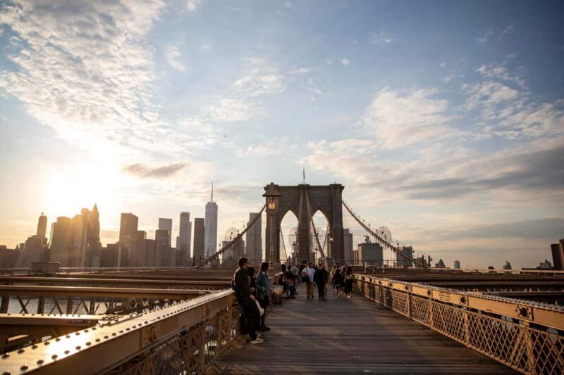 New York City Walk Tour Williamsburg DUMBO Brooklyn Bridge - Key Points