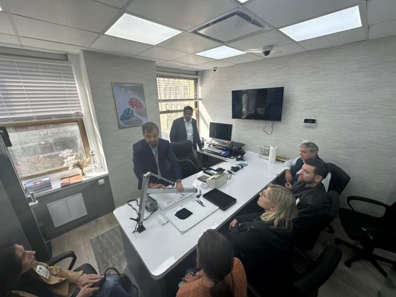 New York: Diamond District Guided Tour - An Introduction to the Diamond District Tour