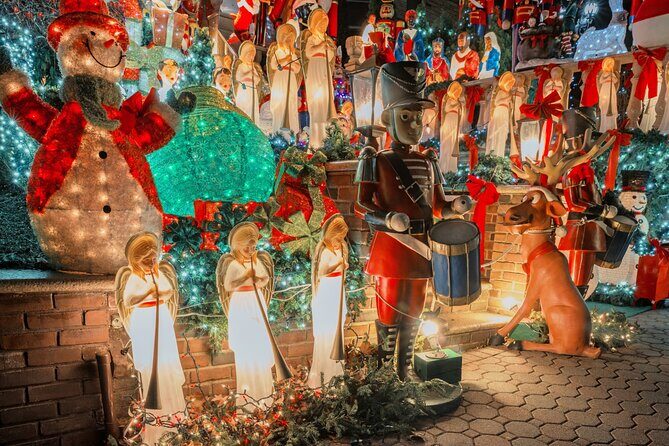 New York: Dyker Heights Christmas Lights Guided Tour - FAQ