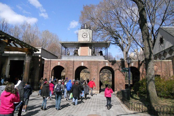 New York Lower Central Park Scavenger Hunt Adventure - Frequently Asked Questions