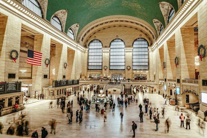New-York : Private Guided Tour of Midtown Manhattan and Times Square - The Iconic Heart of Times Square