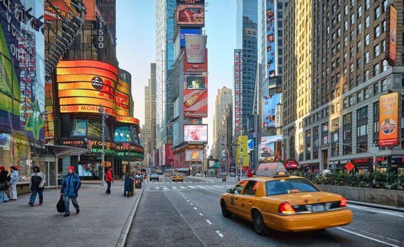 New York: Private Tour of Iconic Landmarks by Car - Who Should Consider This Tour?