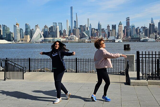 New York Skyline Magic - Private Tour With a Real Local - Introduction: An Authentic Skyline Experience