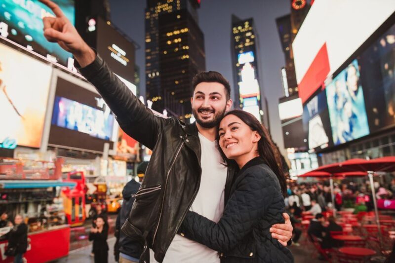 New York: Times Square Professional Photoshoot - Why a Professional Photoshoot in Times Square is Worth It
