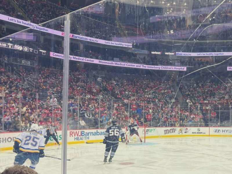 Newark: New Jersey Devils Ice Hockey Game Ticket - Discovering the Excitement of an NHL Game at Prudential Center