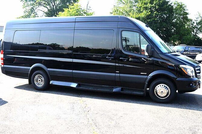 Newark To Manhattan Private Transfer in SUV, Limousine or Van - An In-Depth Look at the Newark to Manhattan Private Transfer