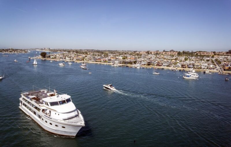 Newport Beach: Champagne and Brunch Buffet City Cruise - The Itinerary in Detail