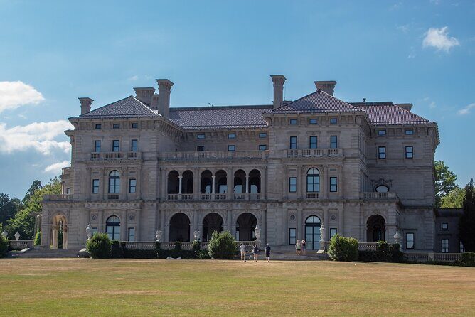 Newport Cliff Walk - Legends of the Gilded Age GPS Guided Audio Tour - The Practical Side: Transportation and Tips