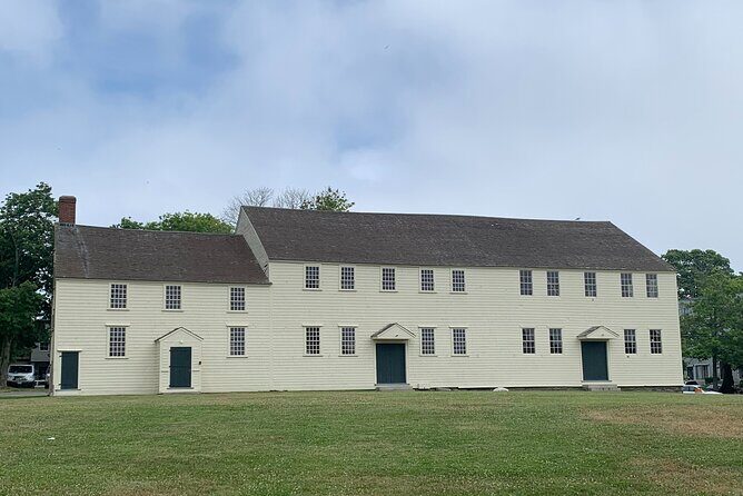 Newport Colonial History: A Self-Guided Tour Off the Beaten Path - Detailed Breakdown of the Itinerary