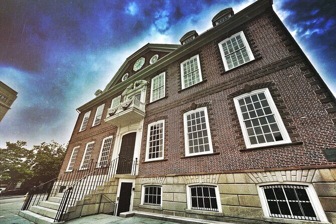 Newport Ghosts: Seaside Hauntings and Hags Tour - Who Should Consider This Tour