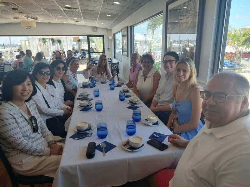 Newport: Highlights Tour with Local Cuisine, Unique History - Authenticity, Value, and Who Will Love This Tour