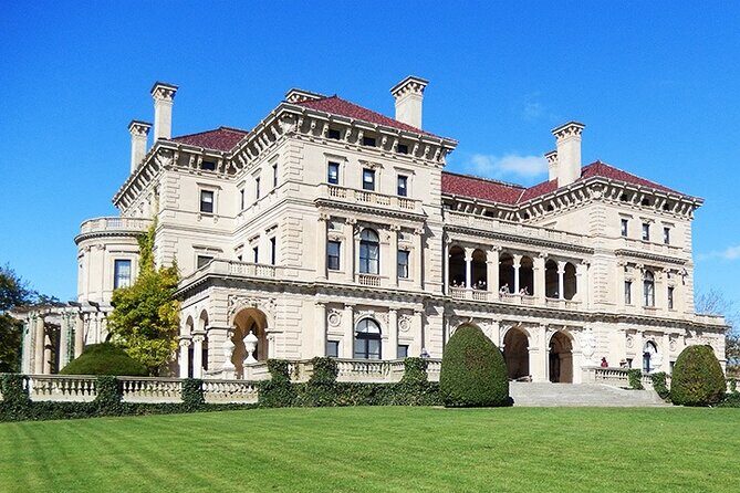 Newport Open Air Trolley Tour With Breakers Admission (Ages 5+) - A lively and well-rounded way to explore Newport