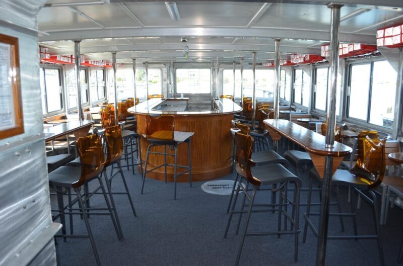 Newport, Rhode Island: Scenic Narragansett Bay Cruise - An In-Depth Look at the Newport Bay Cruise Experience