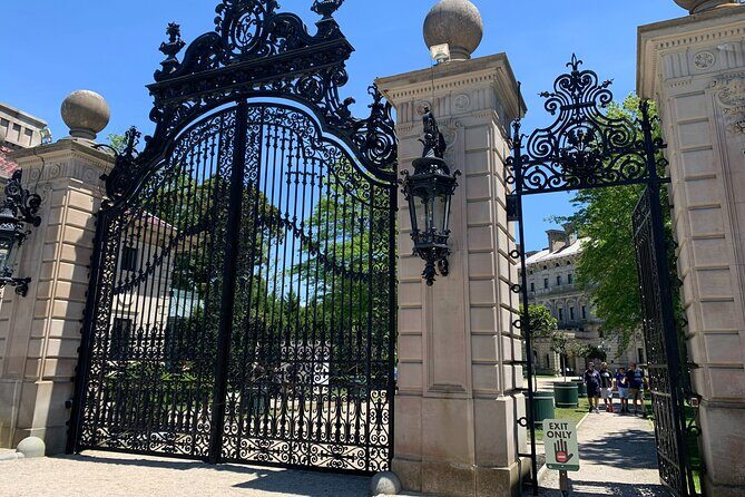 Newport's Opulent Gilded Age Homes: A Self-Guided Audio Tour - Authentic Stories and Historical Context