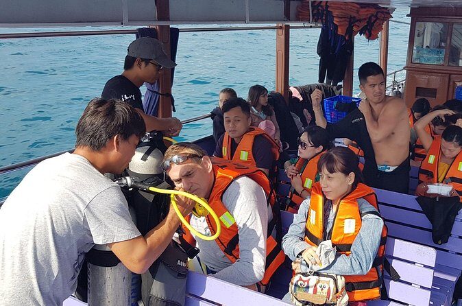 Nha Trang Coral Reefs Scuba Diving Experience with Lunch - Who Should Consider This Tour?