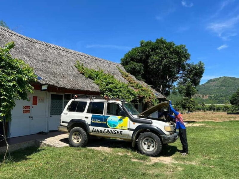 Nha Trang: Hon En Peak Hike & Paragliding Experience - An In-Depth Look at the Hon En Peak Hike & Paragliding Tour