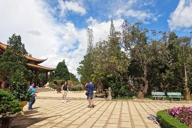 Nha Trang Island Tour with Snorkeling, BBQ, and Mud Bath - FAQs