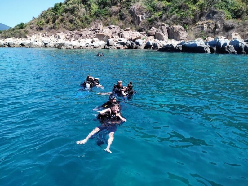 Nha Trang: Scuba Diving Experience for Non-Certified Divers - Lunch & Relaxation