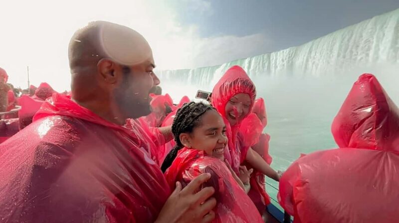 Niagara Falls Canada: Highlights Tour With Boat Cruise - An In-Depth Look at the Experience