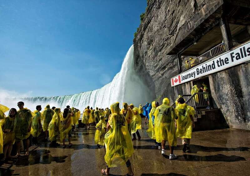 Niagara Falls, Canada: Sightseeing Tour with Boat Ride - Key Points