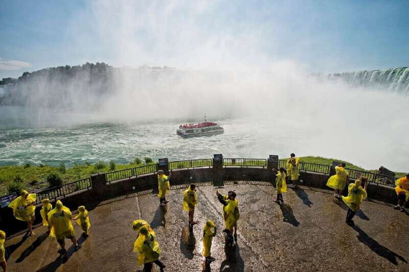 Niagara Falls, Canada: Sightseeing Tour with Boat Ride - A Closer Look at What’s Included