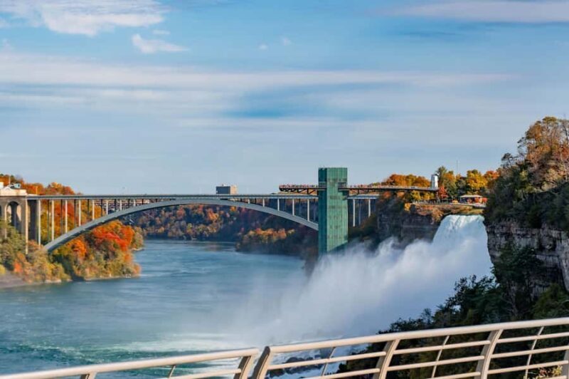 Niagara Falls Canada Tour, Boat & Maple Tasting USA Pickup - Key Points
