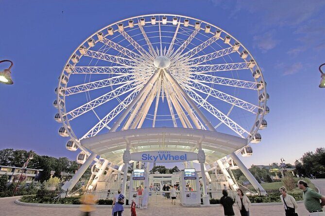 Niagara Falls Day and Evening Tour from Toronto With Niagara SkyWheel - An In-Depth Review of the Tour Experience