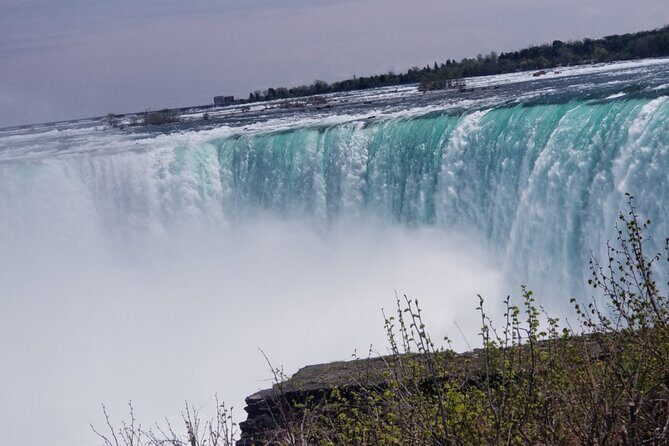 Niagara Falls Day Tour From Toronto with Fast track Niagara Cruise - Considerations and Traveler Reviews