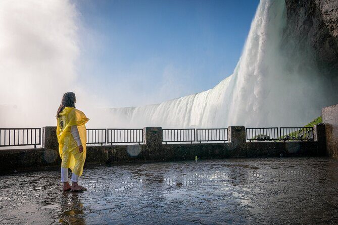 Niagara Falls Day Tour from Toronto with optional boat ride - An Honest Look at the Niagara Falls Day Tour from Toronto
