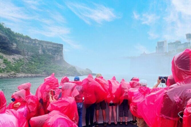 Niagara Falls Express Tour from NYC  US & Canada in One Day - Who Will Love This Tour?